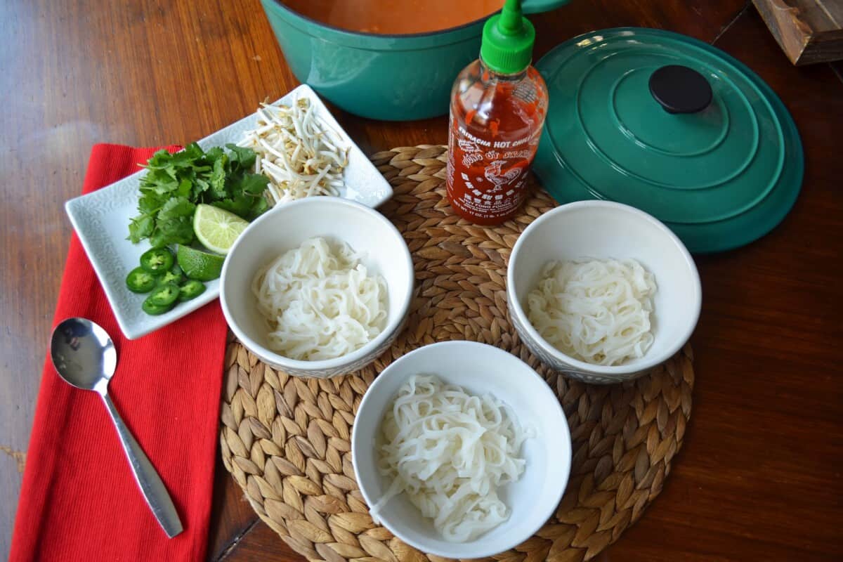 Phony Pho Chicken Broth Bowls – Modern Honey