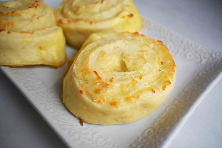 Golden's Garlic Parmesan Cheese Rolls – Modern Honey