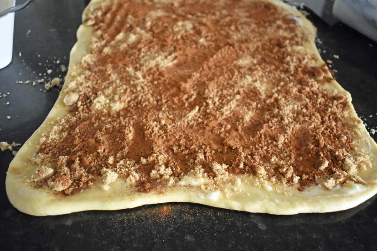 Hayley's Famous Cinnamon Rolls – Modern Honey