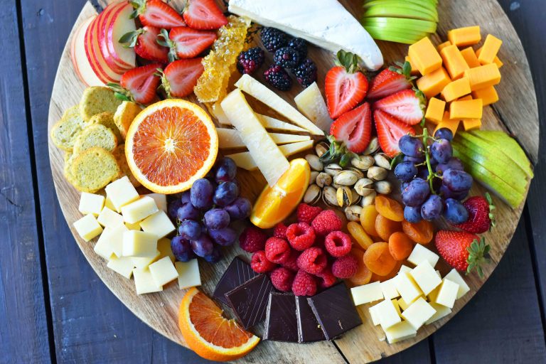How to make the BEST Fruit and Cheese Board – Modern Honey