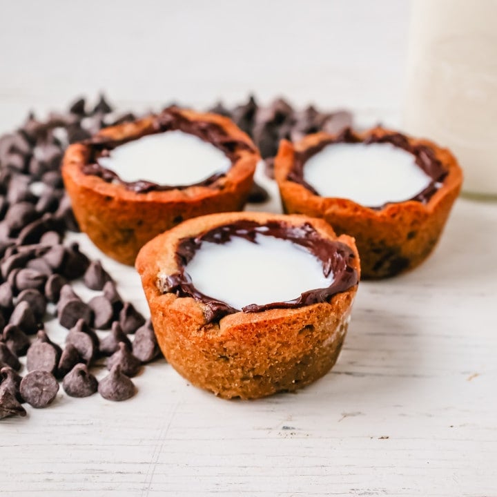 Milk and Cookie Shots – Modern Honey