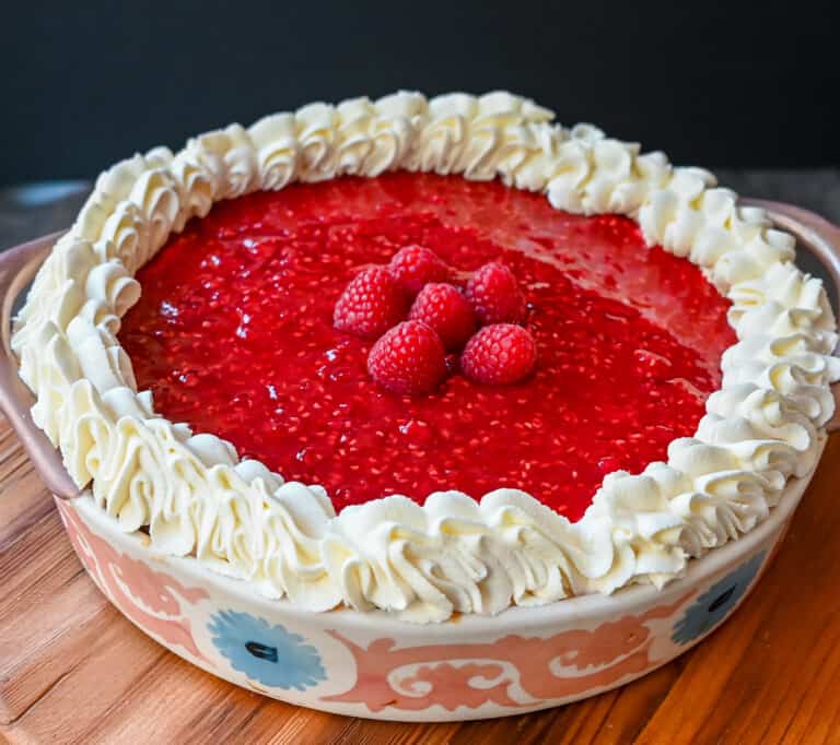 Raspberry Cream Pie with Graham Cracker Crust – Modern Honey